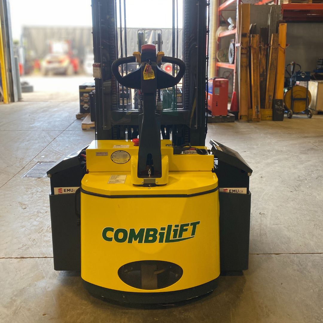 Chariot élévateur multidirectionnel Combilift - 4400 lb - WR4