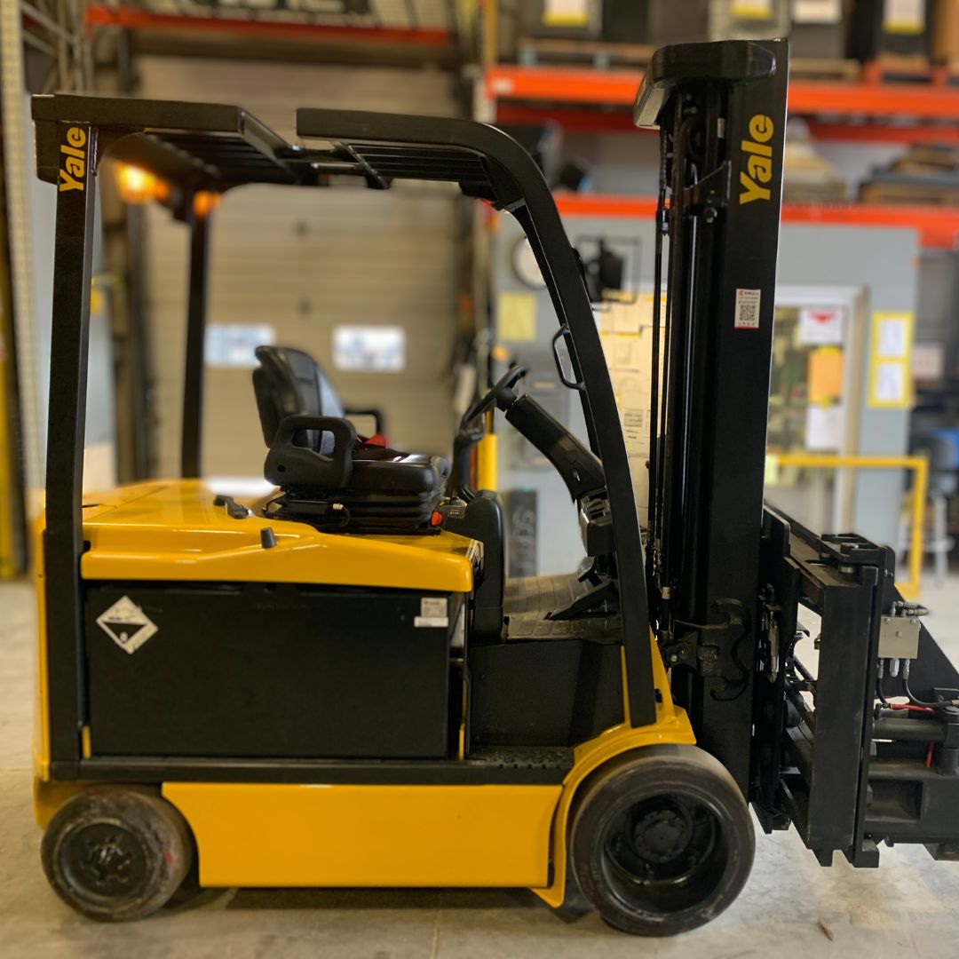 4-Wheel Electric Sit-Down Forklift - 6500 lb - ERC065