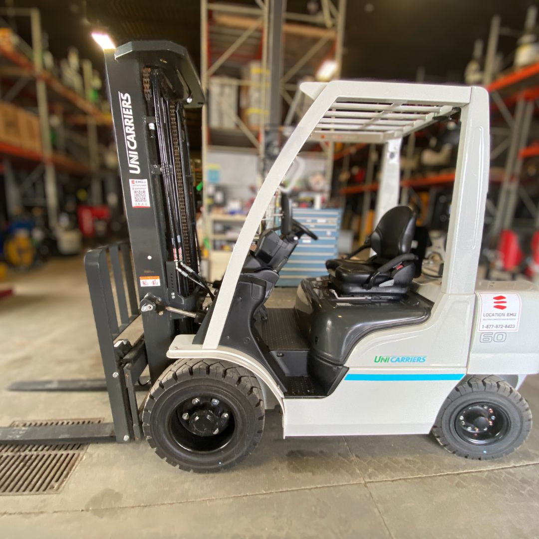 Unicarriers Forklift - 6000 lb - PF60