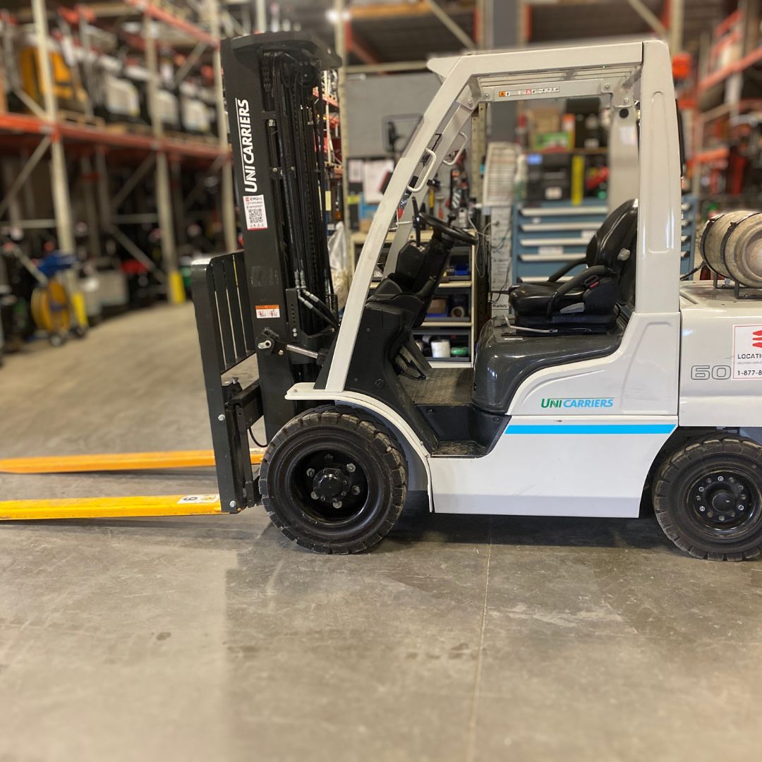 Unicarriers Forklift - 6000 lb - PF60