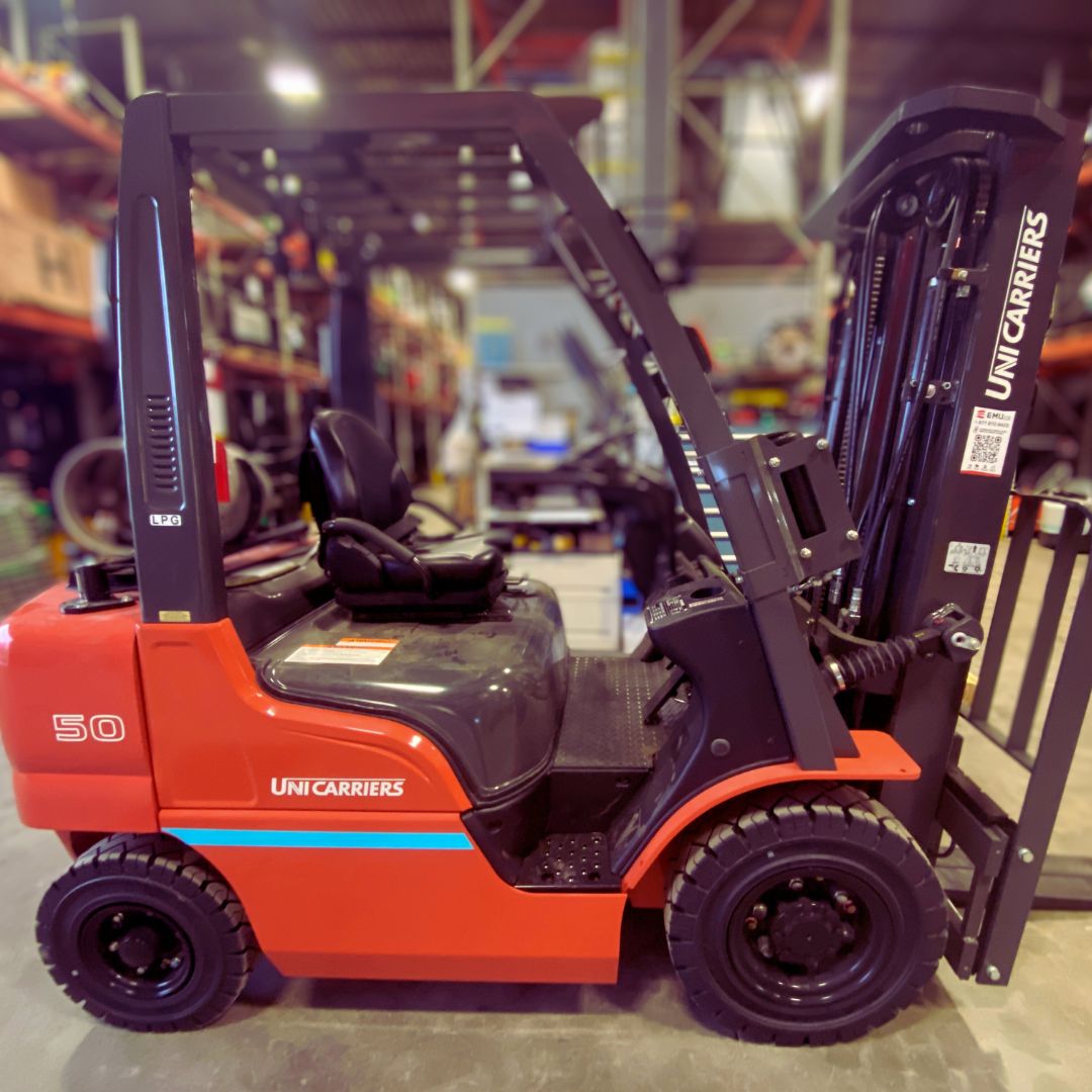 Chariot élévateur Unicarriers - 5000 lb - PF50LP