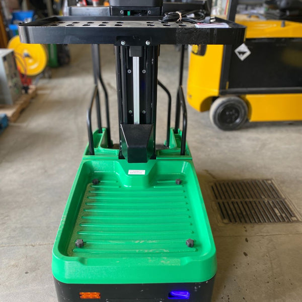 CJD02 570 lb Small Load Elevating Operator Station Order Picker